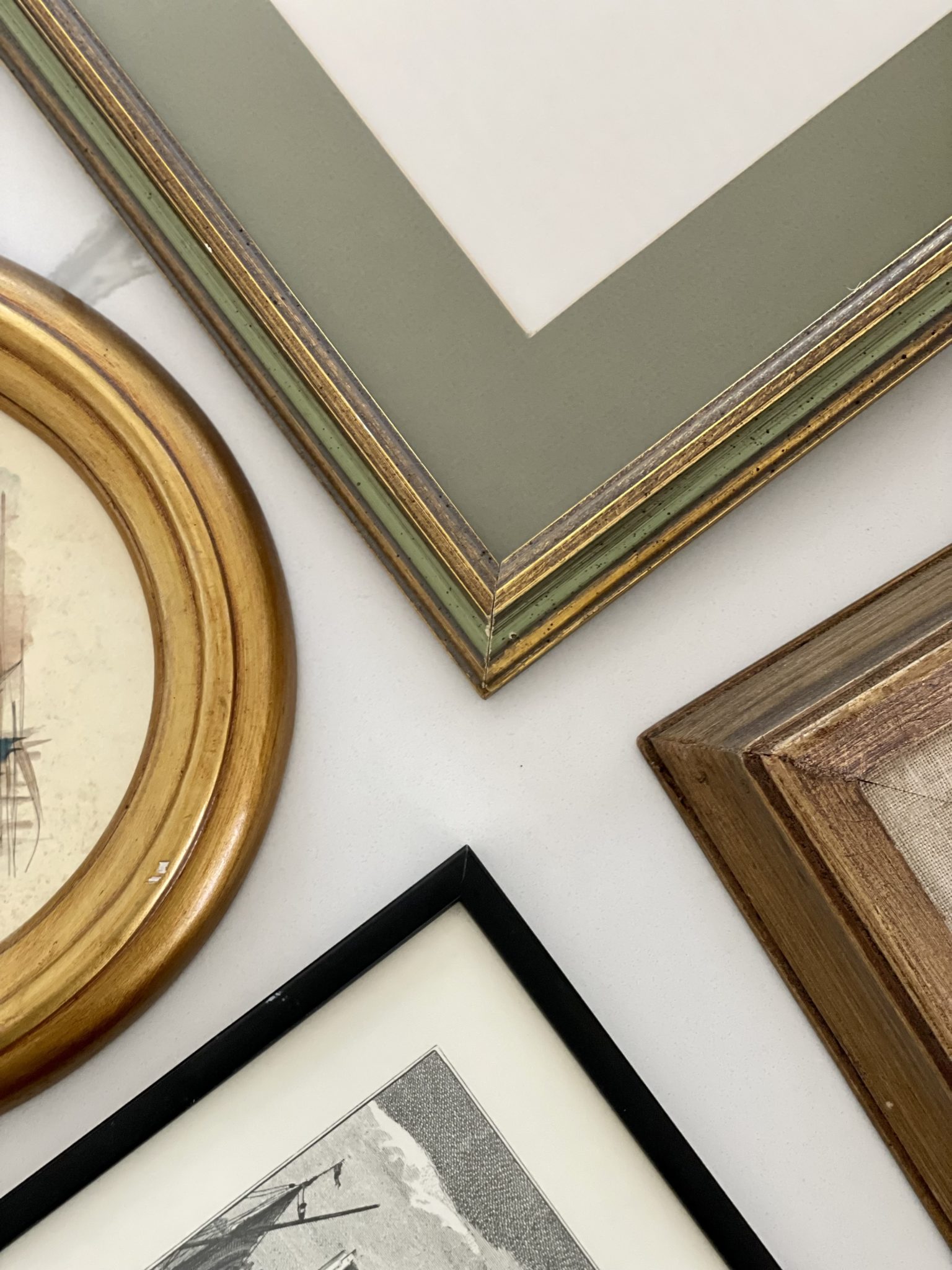 Gallery Wall Tips To Get That Collected Look