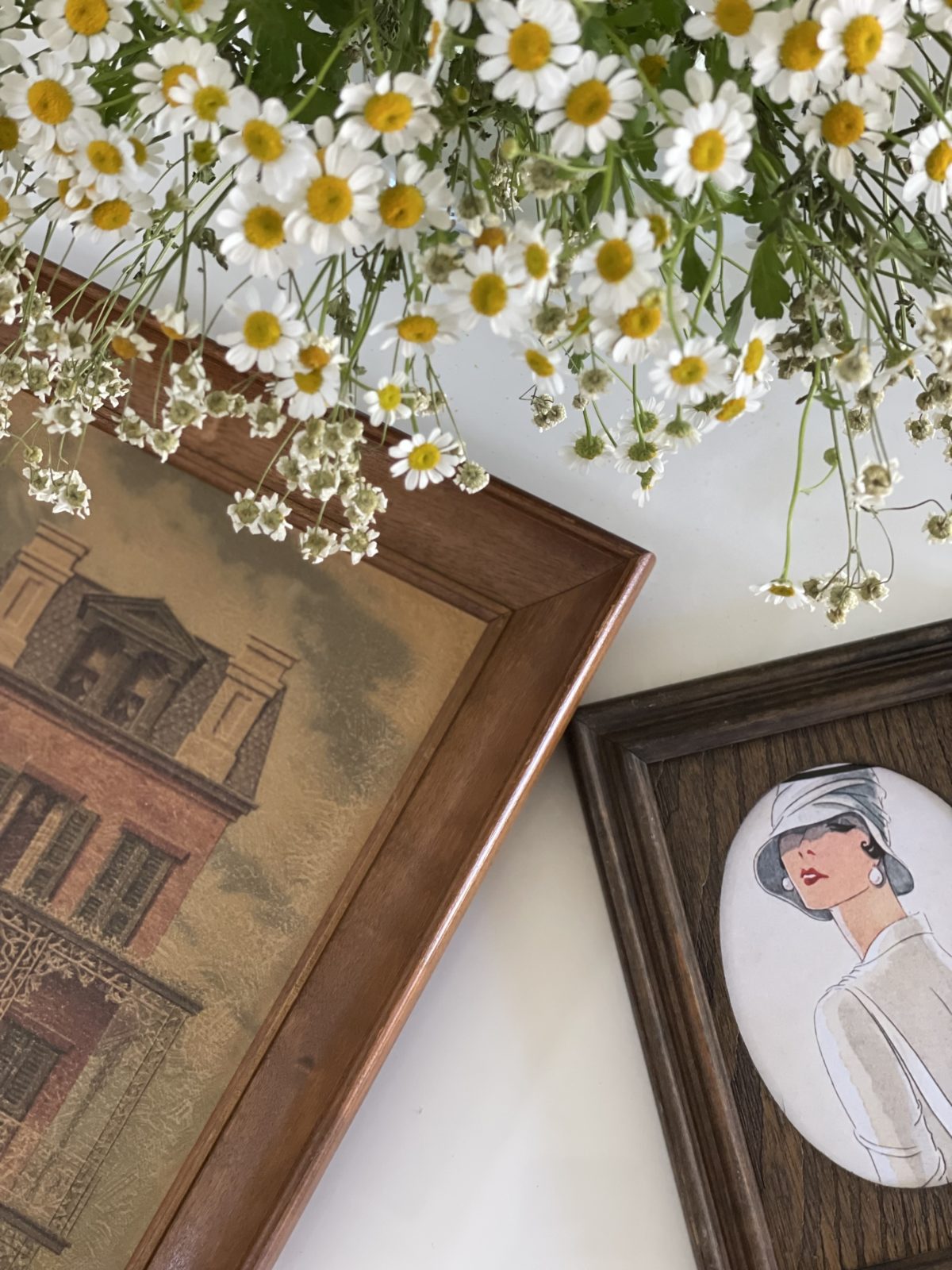 Gallery Wall Tips To Get That Collected Look